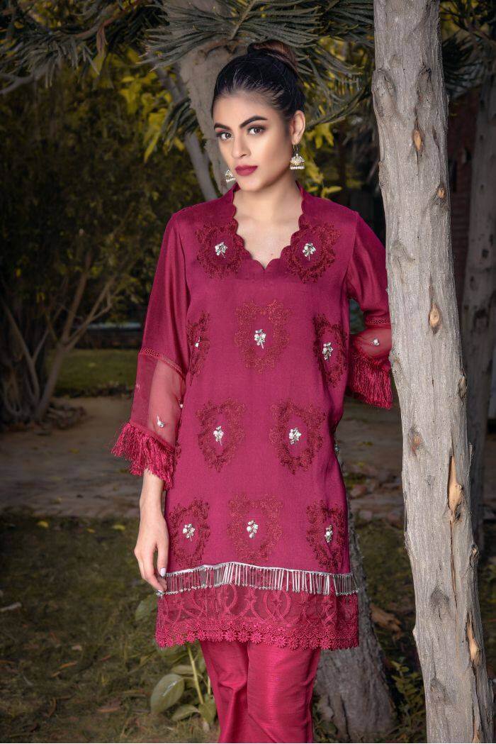 EXCLUSIVE BEAUTOLAIS LUXURY PRET – AQS64 – Exclusive Online Boutique